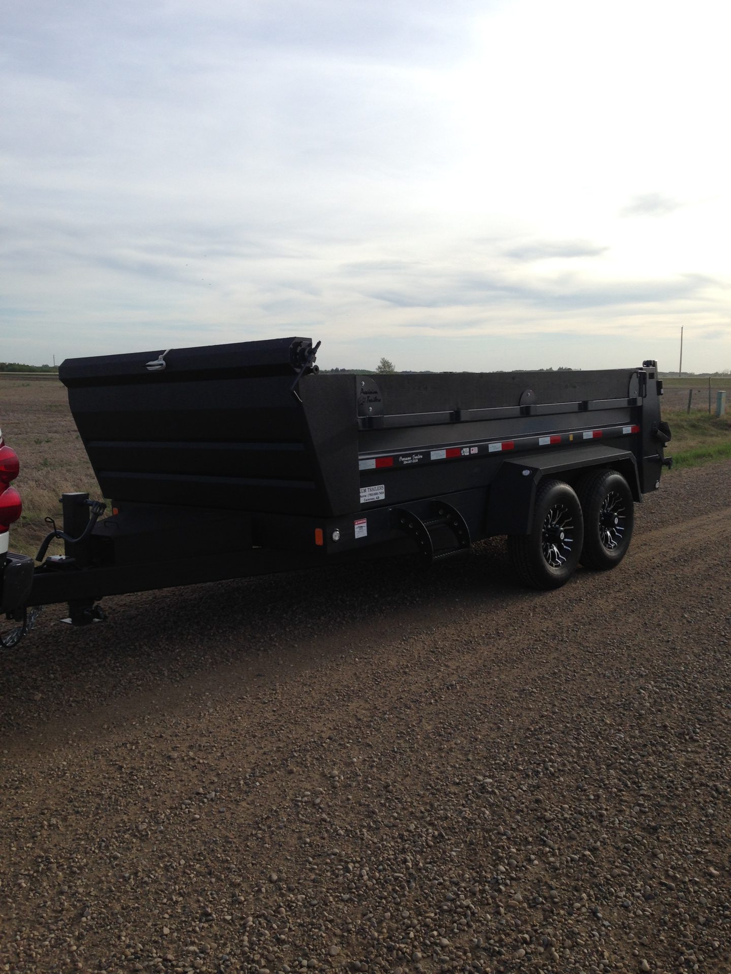 Worthmore Trailers | Camrose, Alberta Dump Trailer Sales